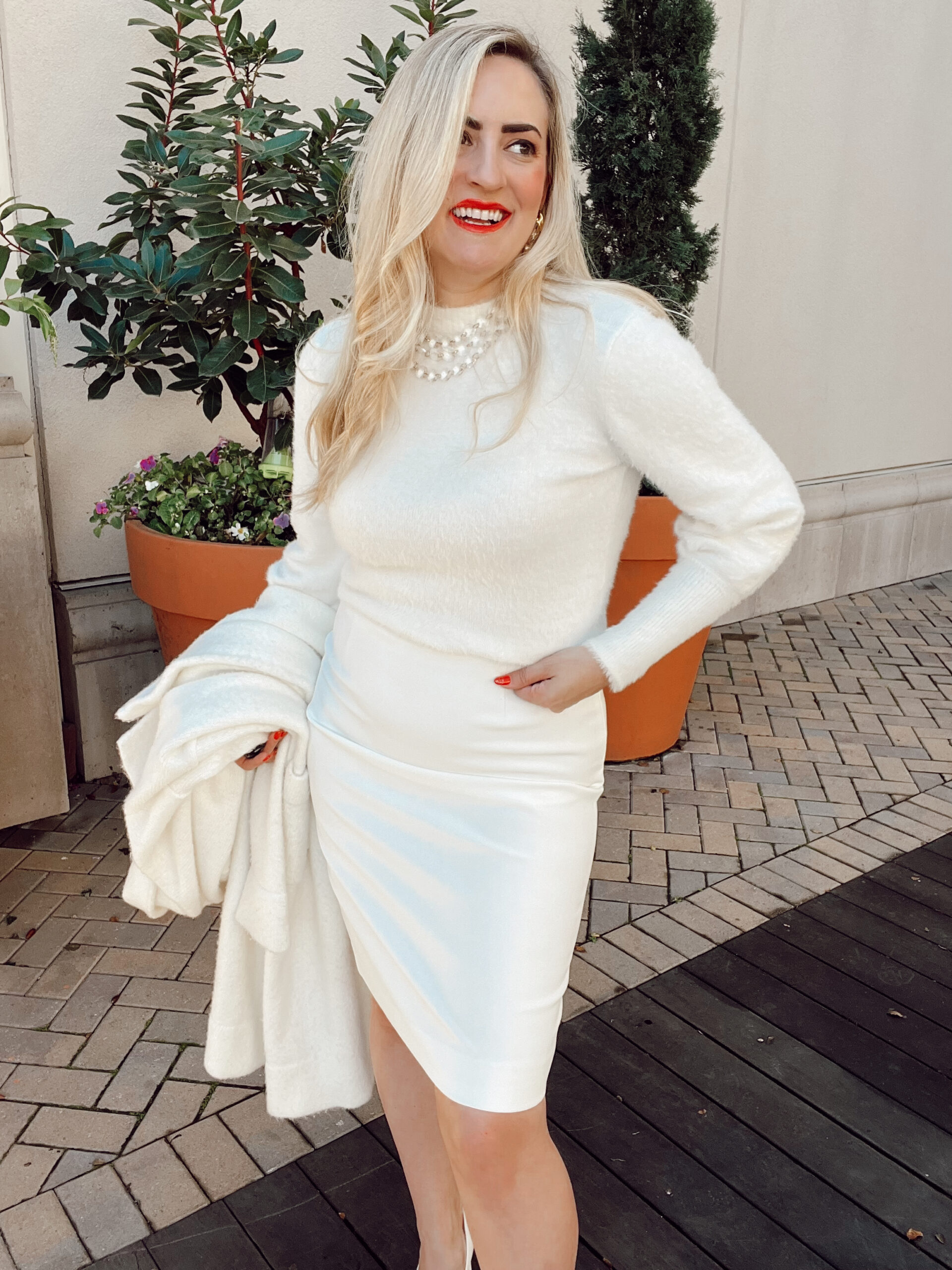 Winter Fashion Guide: Elevate Your Style with Casual Winter White ...
